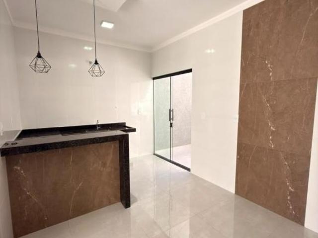 Casa nova à venda no Bairro Zanetti