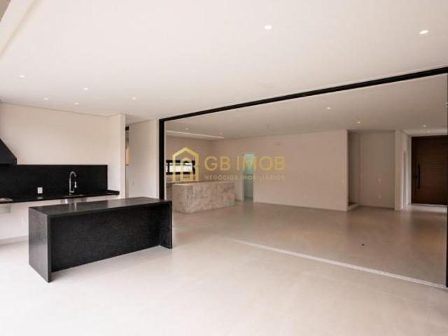Casa nova à venda no Condomínio Alphaville Jundiai cód. GB 8587