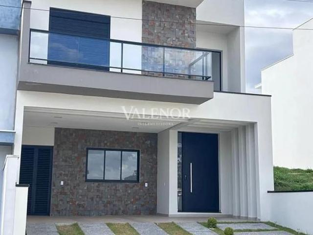 Casa Nova à Venda no Condomínio Reserva da Mata 3 Dormitórios, Energia Solar e 4 Vagas Jundiaí