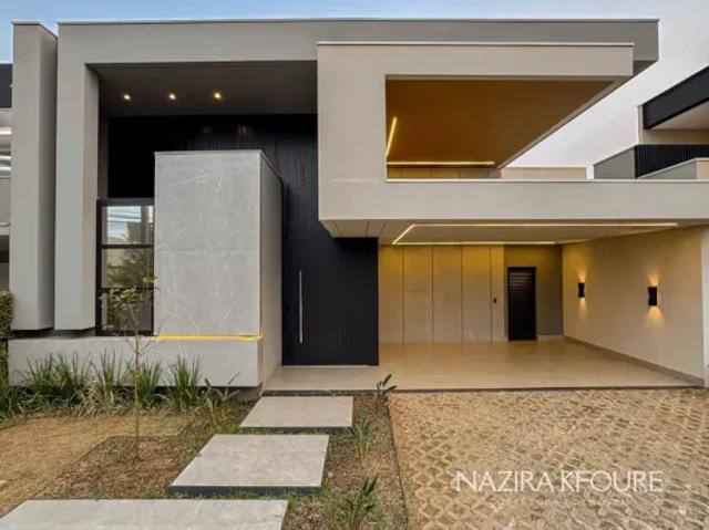 Casa Nova à Venda no Condomínio Village La Montagne na Zona Sul