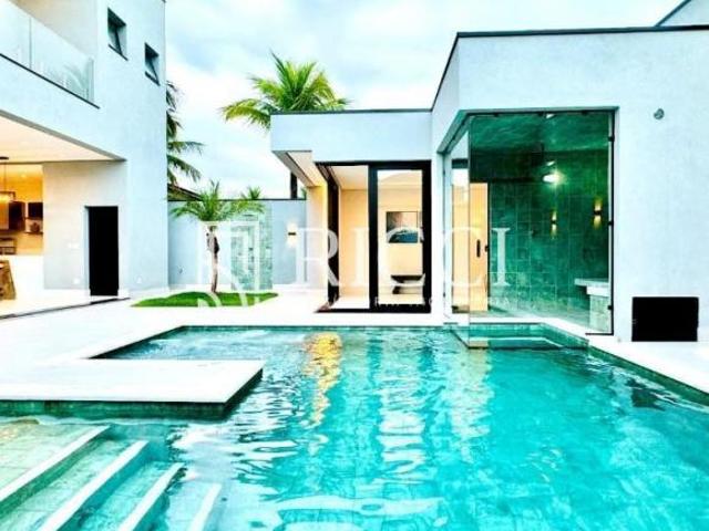 Casa nova à venda no Jardim Acapulco!