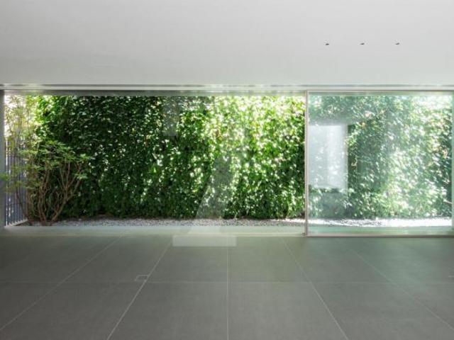 Casa nova à venda no Jardim Paulistano