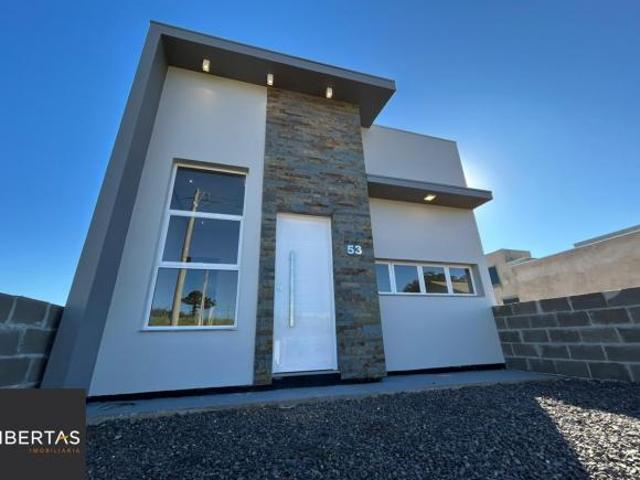Casa Nova à venda no Loteamento Jardins! 3 dormitórios,1 suíte, com um lindíssi