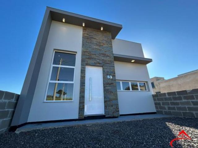 Casa Nova à venda no Loteamento Jardins! 3 dormitórios,1 suíte, com um lindíssi