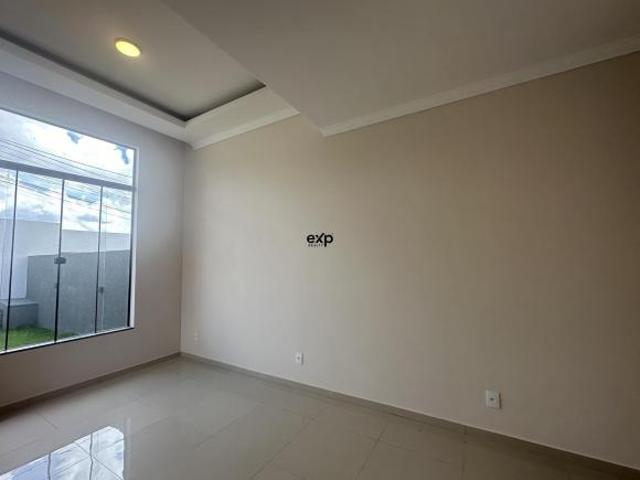 Casa Nova à Venda no Parque dos Pinheiros Conforto, Segurança e Praticidade
