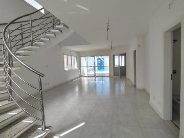 Casa nova a venda ou locação no Balneário Praia do Pernambuco em Guarujá SP: 4 quartos, 4 suítes, 5