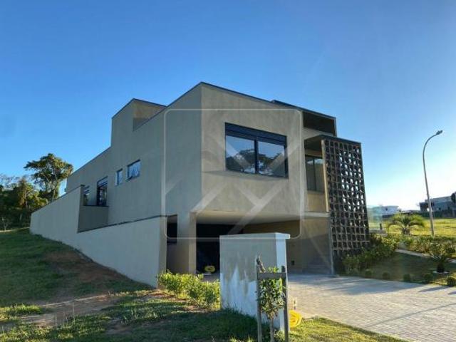Casa Nova Alphaville Castello 4 dorrmitórios, 251 m² por R$ 2.250.000
