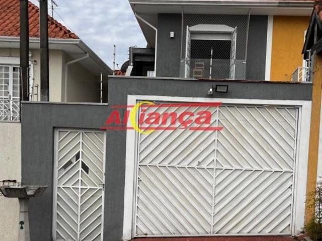 CASA NOVA ARUJA 02 DORMITÓRIOS COM SUITE