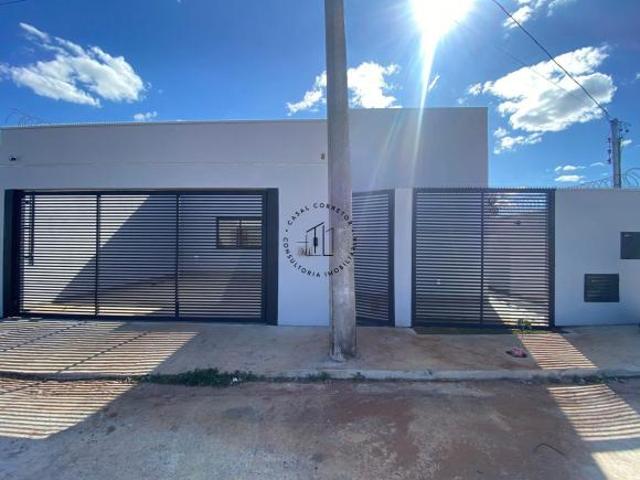 CASA NOVA BAIRRO NOVO MUNDO SÃO GOTARDO