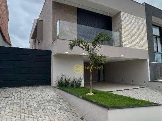 Casa Nova de Condomínio com 4 Quartos, sendo 3 Suítes à venda, 250 m² por R$ 1.650.000 Condomínio