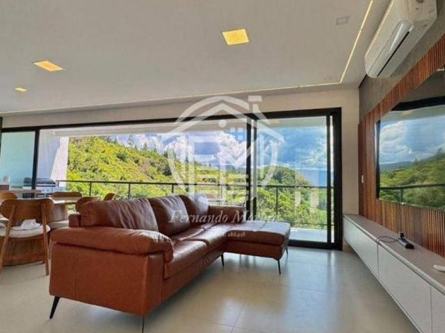 Casa Nova de Alto Padrão com Vista Panorâmica para o Mar em Condomínio Fechado – Ubatuba/SP