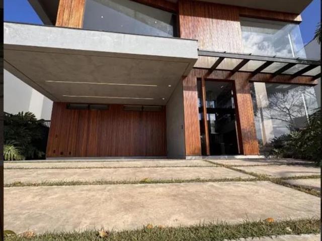 Casa Nova de Alto Padrão – Alphaville 4 | Votorantim