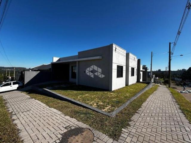 Casa nova de esquina à venda no bairro Bela Vista Dois Irmãos