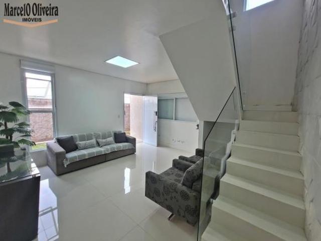 Casa nova de esquina com linda vista panorâmica!