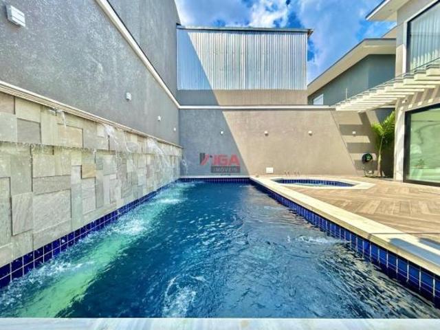 Casa Nova de Luxo com 3 Suítes e 5 Vagas, Piscina de Raia, Jacuzzi Jardim Campo Grande, São Paulo