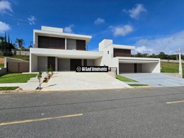 Casa nova e com linda vista à venda no Residencial Recanto das Palmas em Vinhedo