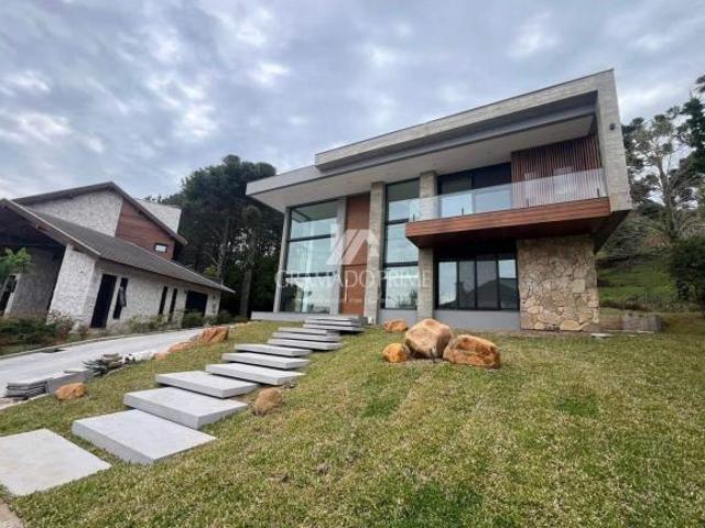 CASA NOVA E CONTEMPORÂNEA NO CONDOMÍNIO ALPHAVILLE