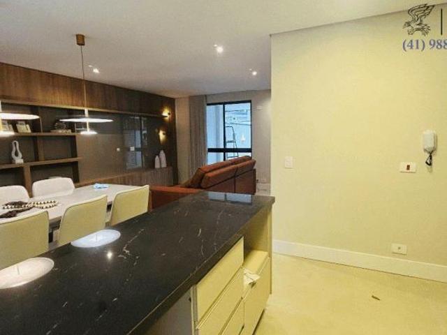 Casa NOVA e DECORADA, com 205m² privativos, 3 Suítes, 2 Vagas, no Bairro Bom Retiro