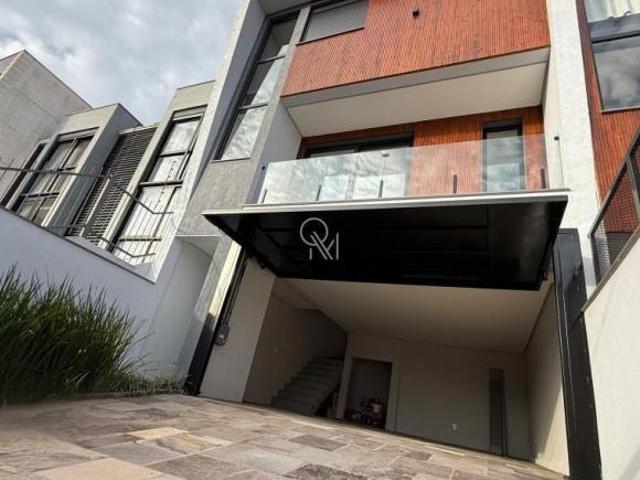 Casa Nova e Desocupada à Venda no Bairro Vinhedos, Caxias do Sul, RS