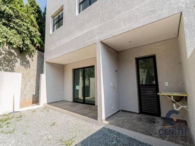 Casa Nova e Moderna à Venda – 3 Suítes + Escritório | Granja Viana