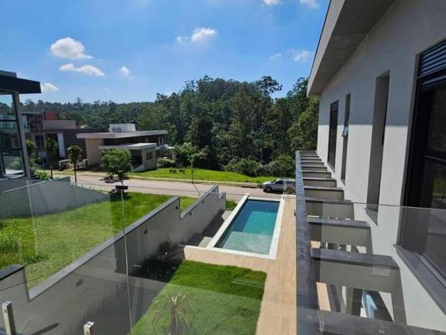 Casa Nova e Semi mobliada a Venda no Residencial Itahyê
