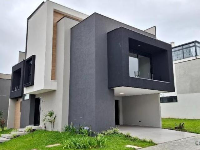 Casa nova em Condomínio, 04 quartos sendo 02 suítes, terraço, no Boa Vista em Curitiba PR
