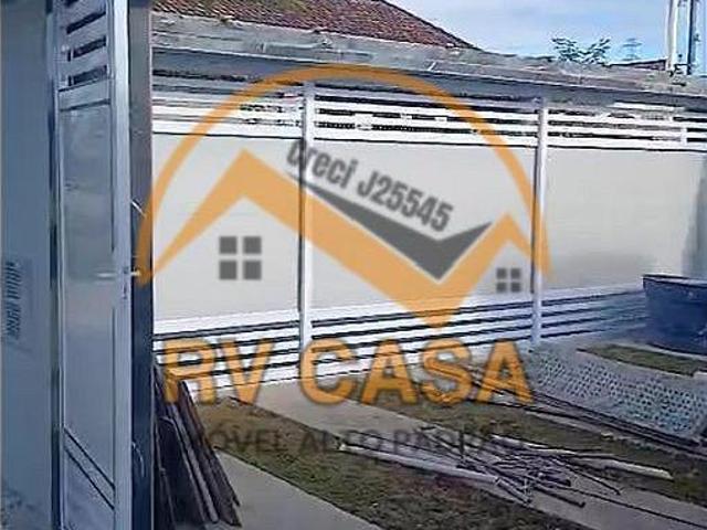 Casa Nova, em condomínio, 2 dorms, à 8 quadras da praia