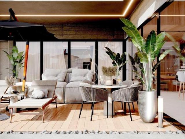 CASA NOVA EM CONDOMÍNIO COM 4 SUÍTES EM CURITIBA!