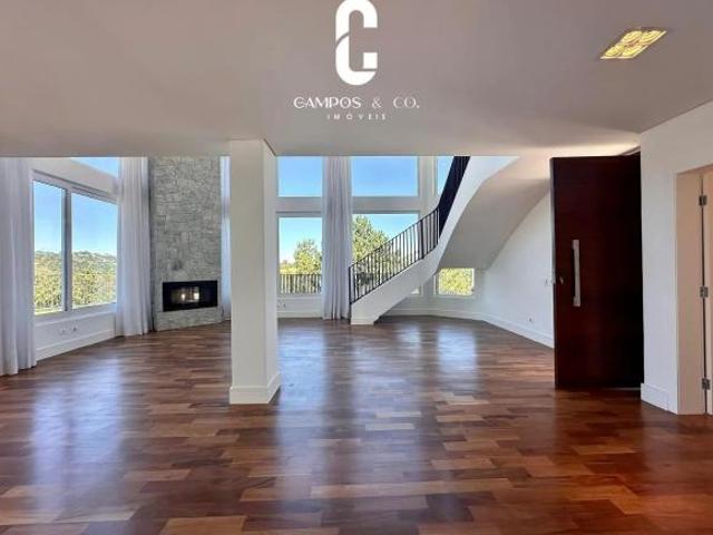 Casa nova em Condomínio Fechado com Apenas 12 Casas