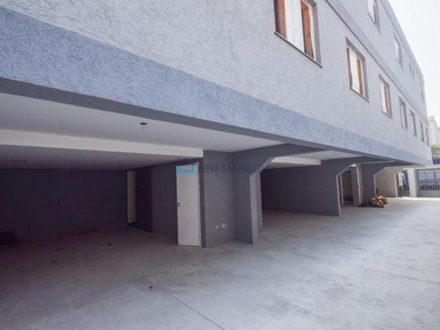 Casa Nova em condomínio fechado toda planejada! Prox. ao Metrô Saúde/Shopping Pl