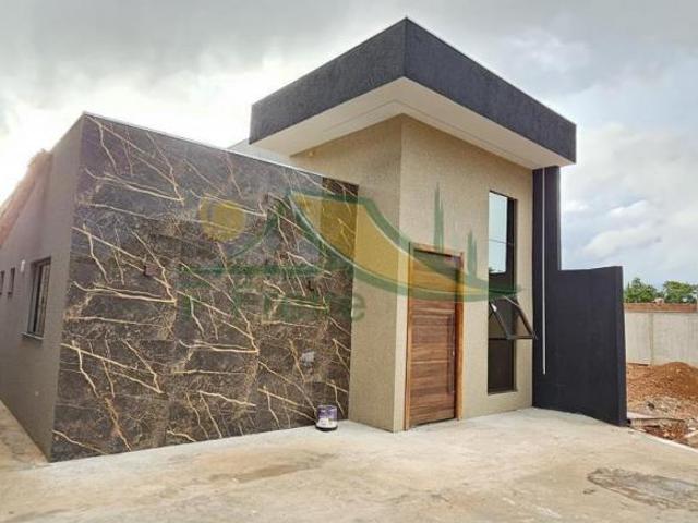 CASA NOVA EM ARNIQUEIRA