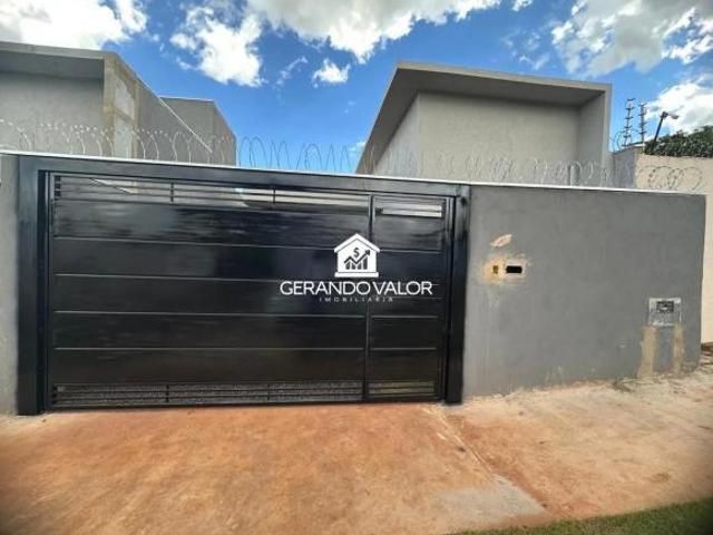 Casa Nova em Excelente Localização