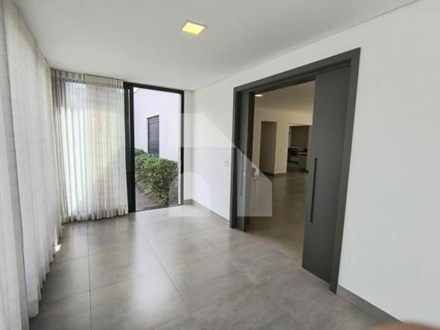 Casa nova em Terras de São José I casa compacta apta a expansão localização privilegiada