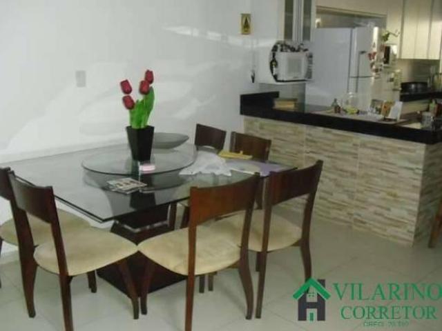 CASA NOVA FLORESTA 4 QUARTOS
