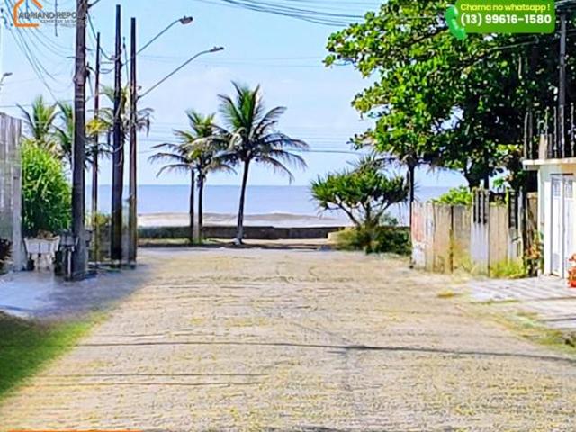 Casa nova lado Praia Piscina com cascata Área gourmet com Lavabo
