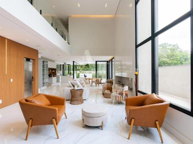 Casa Nova, Moderna, Alto Padrão à venda com 4 suítes, 4 vagas Residencial Gênesis II