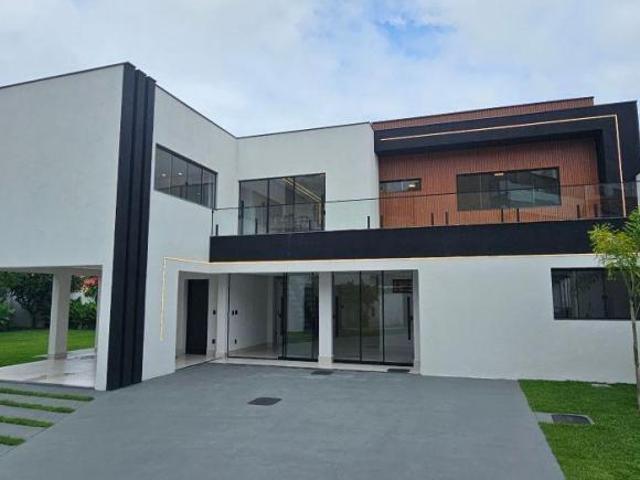 Casa Nova Moderna duplex com 4 quartos 2 suítes Alto Padrão Condomínio Império dos Nobres