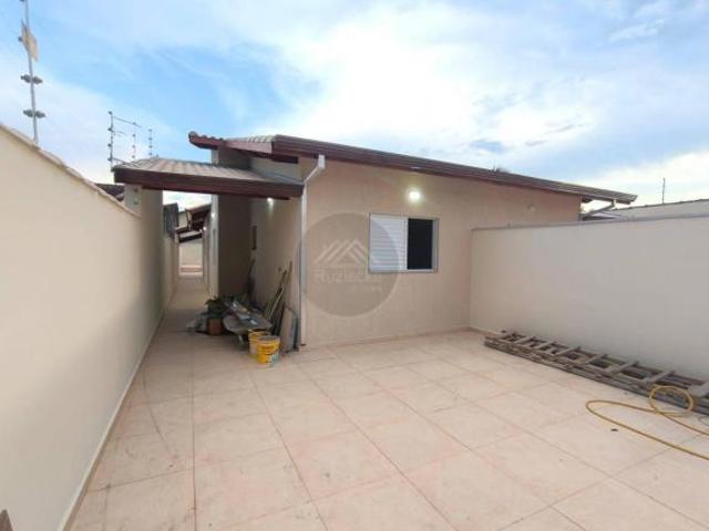 Casa nova, moderna e com piscina na praia do Cibratel em Itanhaém/SP