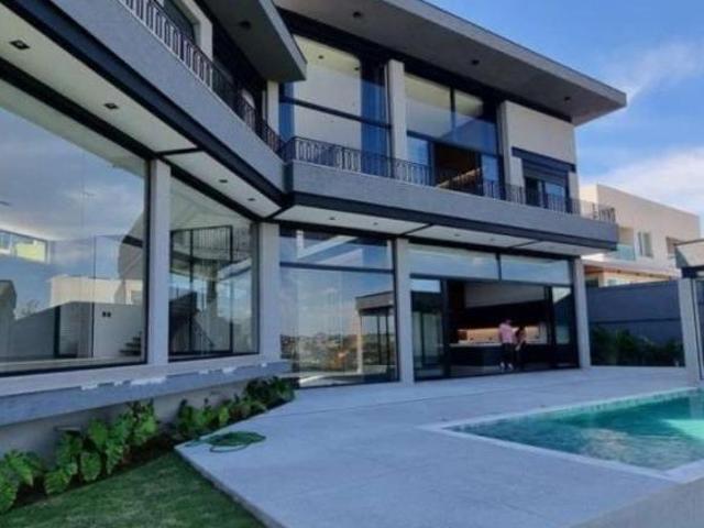 Casa nova no Condomínio Porto Atibaia em Atibaia SP