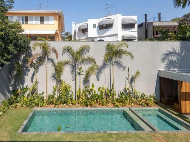 Casa nova no Boaçava. Excelente localização