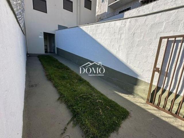 CASA NOVA NO BAIRRO CANAÃ COM 2 SUÍTES, 3 BANHEIROS E 3 VAGAS DE GARAGEM