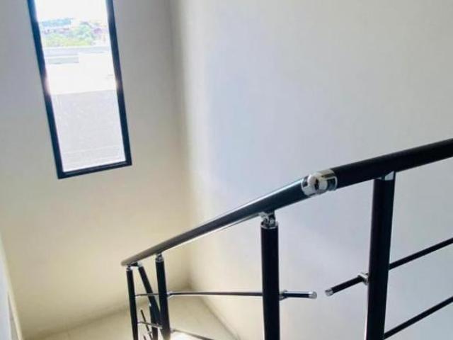 Casa nova no Jardim do Lago em Atibaia SP com 3 suítes excelentel ocalização