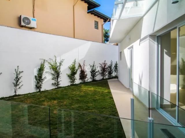 Casa nova no Jardim Europa