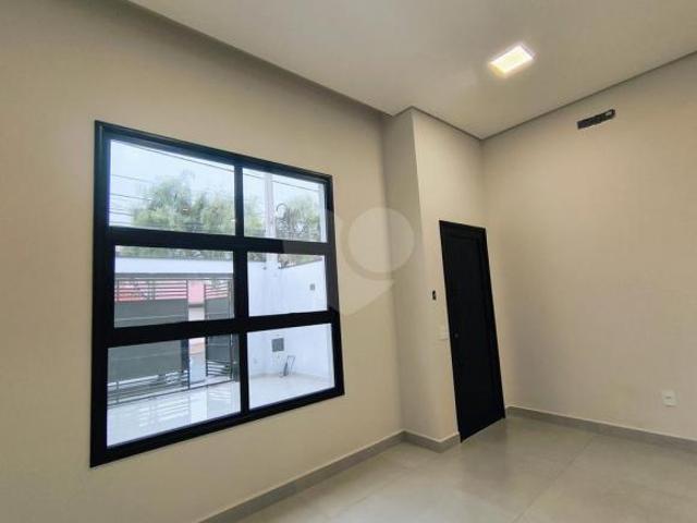 Casa nova pronta para morar! 3 dormitórios, suíte, área gourmet, cooktop instalado e acabamento de a