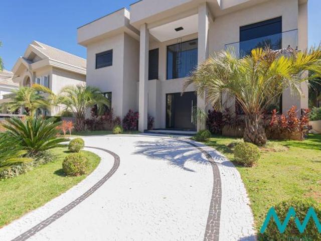Casa Nova Tamboré 3 Mobiliada Venda ou Locação!
