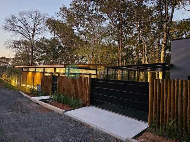 Casa Nova terrea a venda em Santo Antônio do Pinhal 1km do centro