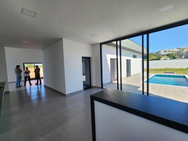CASA NOVA: Village Araçoiaba