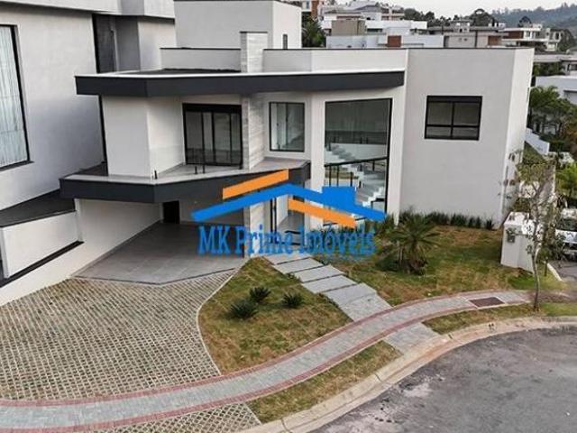 CASA NOVA, VISTA ETERNA E PRIVACIDADE ABSOLUTA NO RESIDENCIAL ITAHYE!