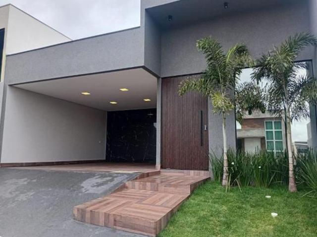 Casa Nova/Condomínio Fechado