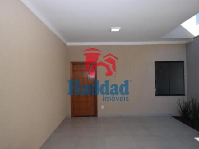 CASA NOVINHA, SUITE E 3 VAGAS DE GARAGEM